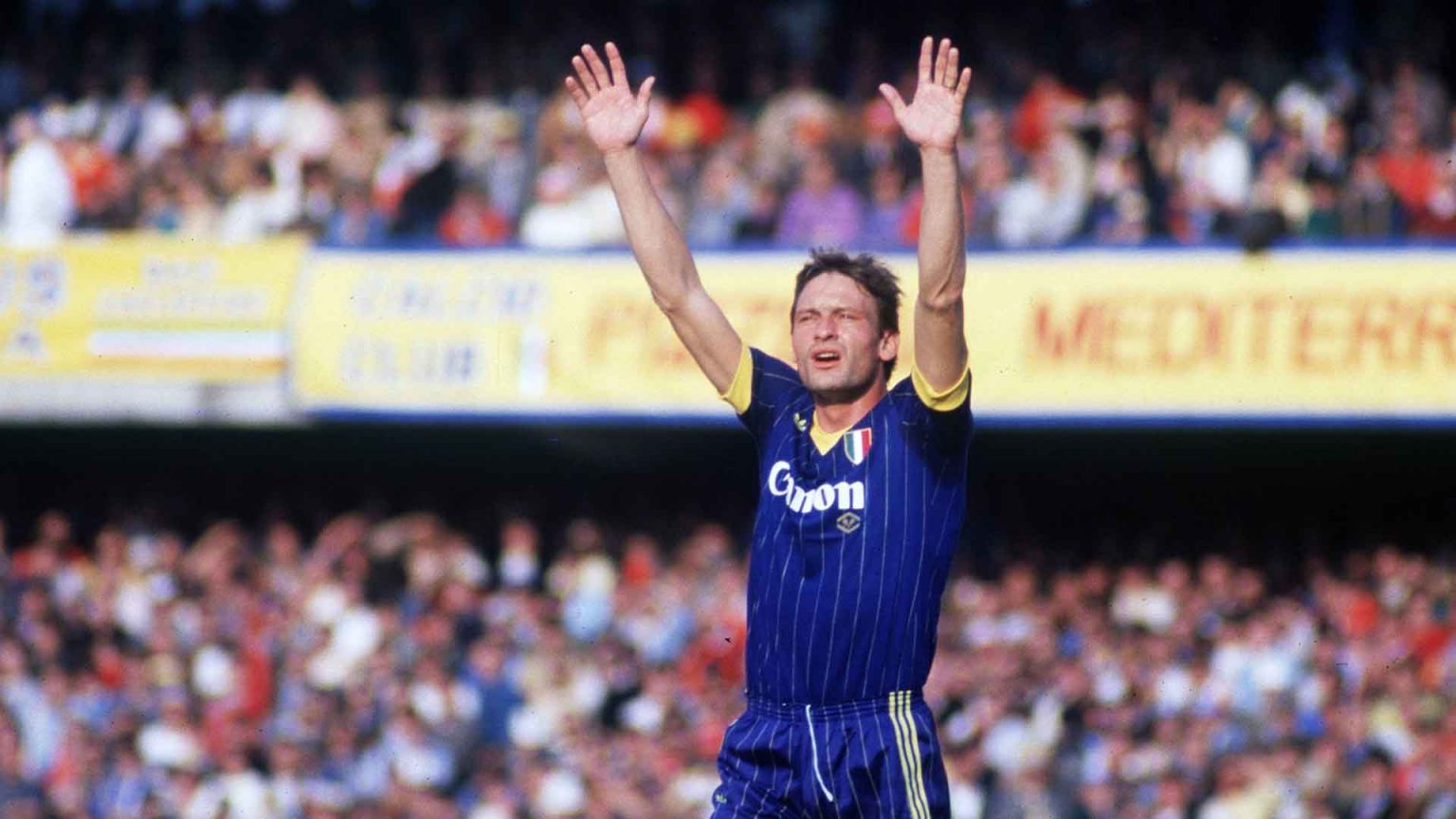 Relembre as 10 maiores zebras do futebol na história