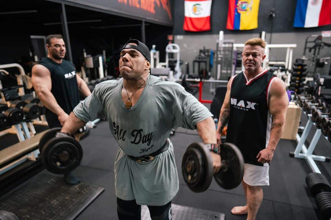 A DUPLA DO MOMENTO! Rafael Brandão e Jorlan Vieira quebram o cenário do fisiculturismo nacional ...