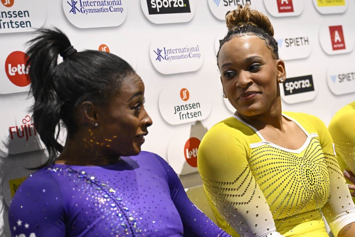 Preocupação para Rebeca Andrade? Simone Biles recebe ótima notícia para ...